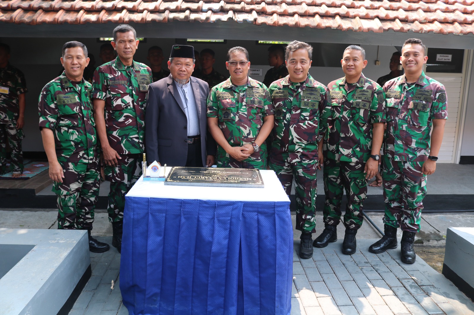 Dansenavbah Pusdikpel Kodiklatal Resmikan Musholla Daarul Ilmi ...